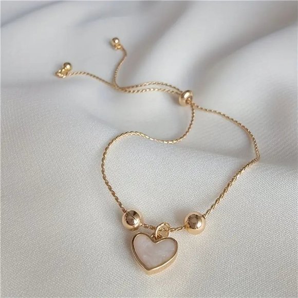 Jewelry | Nwt Gold Adjustable Heart Pendant Bracelet | Poshmark